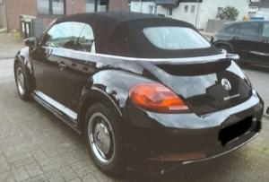 Black Volkswagen Beetle 2017 in Kaunas, with an engine capacity of 1.40 L and mileage of 20 thousand km for 32695 €, photo 3 on AUTOMOTO.COM.LV