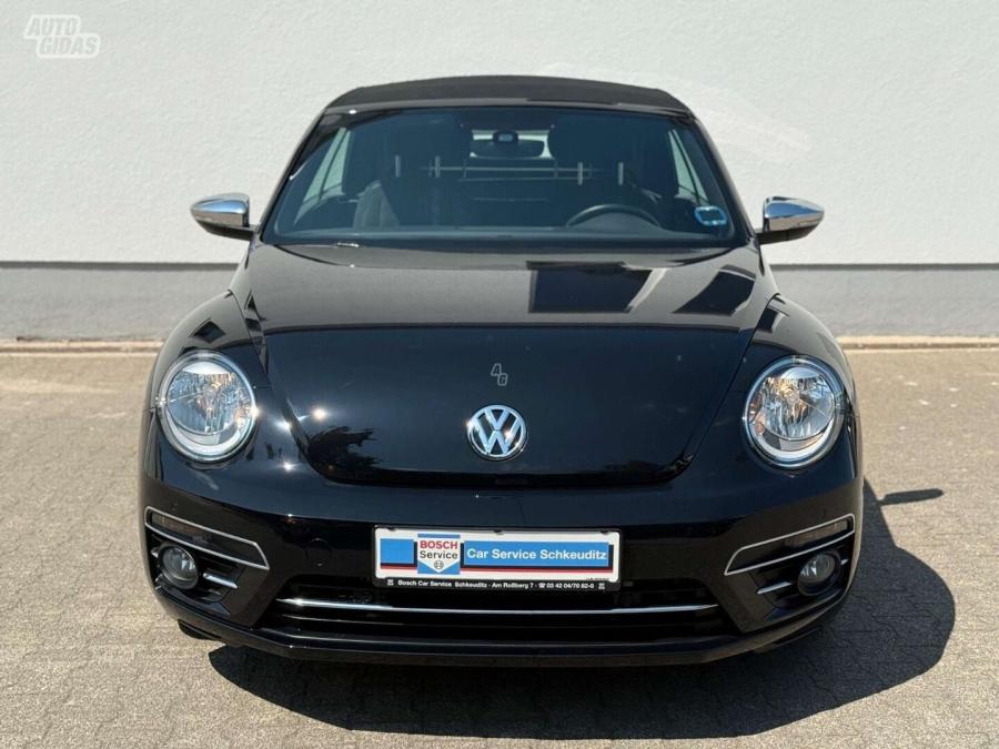 Black Volkswagen Beetle 2017 in Kaunas, with an engine capacity of 2.00 L and mileage of 71 thousand km for 22619 €, photo 5 on AUTOMOTO.COM.LV