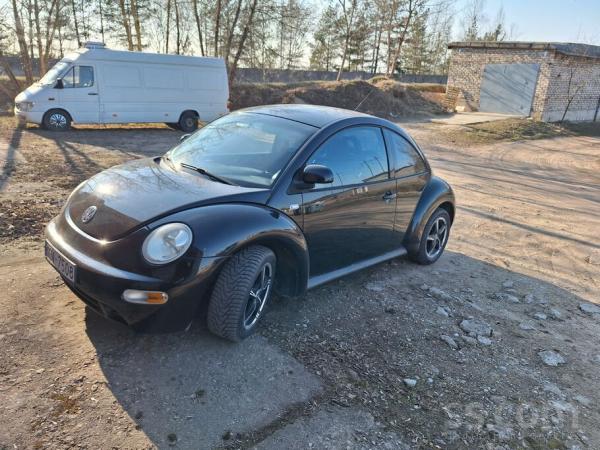 Black Volkswagen Beetle 2000 in Daugavpils, with an engine capacity of 2.00 L and mileage of 172 thousand km for 1790 €, photo 1 on AUTOMOTO.COM.LV