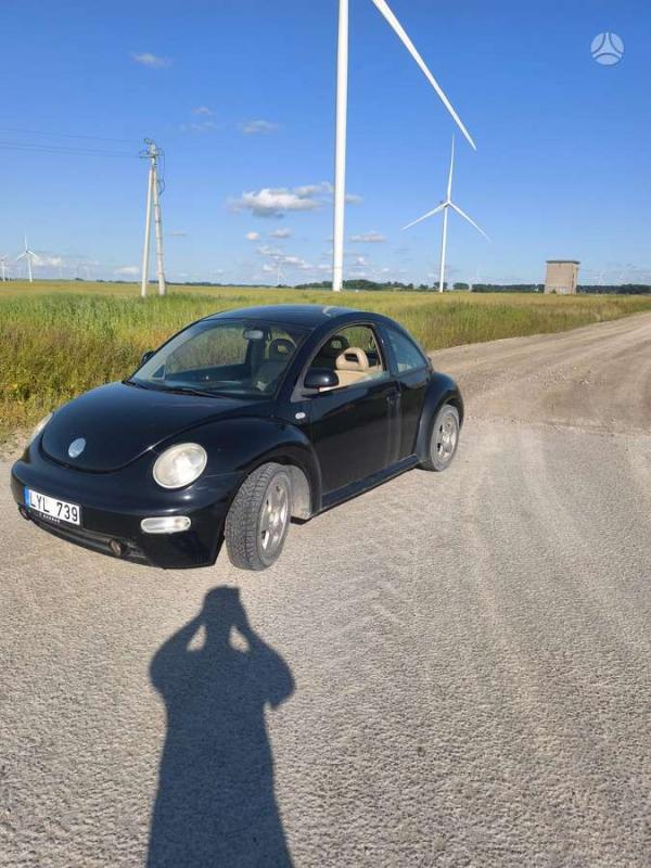 Black Volkswagen Beetle 2000 in Taurage, with an engine capacity of 1.98 L and mileage of 247 thousand km for 950 €, photo 1 on AUTOMOTO.COM.LV