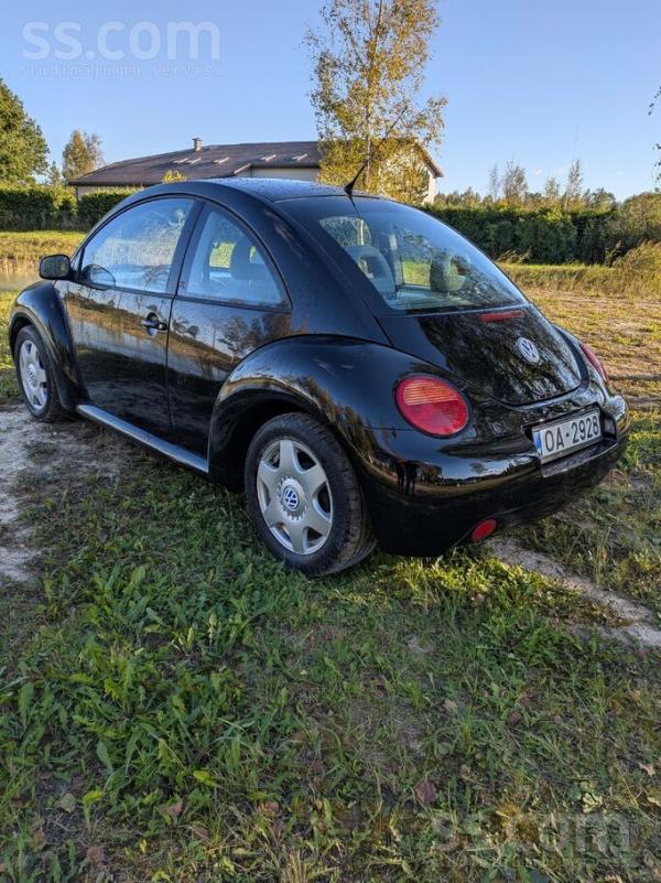 Black Volkswagen Beetle 2002 in Tukums, with an engine capacity of 1.90 L and mileage of 238 thousand km for 1250 €, photo 3 on AUTOMOTO.COM.LV