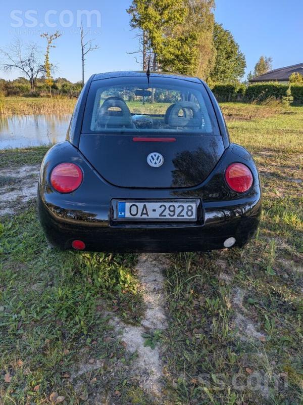 Black Volkswagen Beetle 2002 in Tukums, with an engine capacity of 1.90 L and mileage of 238 thousand km for 1250 €, photo 8 on AUTOMOTO.COM.LV