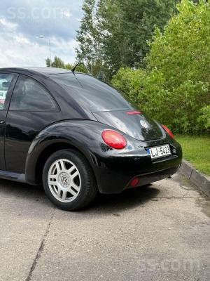 Melns Volkswagen Beetle 2003 Rīga, ar dzinēja tilpumu 1.90 L un nobraukumu 275 tūkst. km par 3200 €, foto 4 vietnē AUTOMOTO.COM.LV