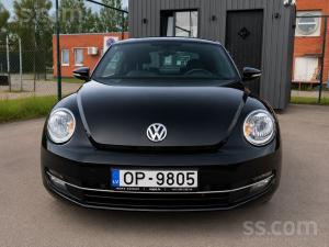 Black Volkswagen Beetle 2011 in Riga, with an engine capacity of 2.00 L and mileage of 215 thousand km for 7990 €, photo 4 on AUTOMOTO.COM.LV