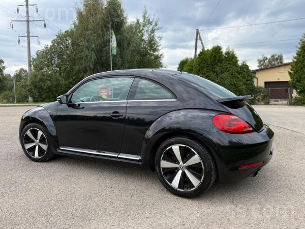 Melns Volkswagen Beetle 2011 Rīga, ar dzinēja tilpumu 2.00 L un nobraukumu 215 tūkst. km par 7900 €, foto 7 vietnē AUTOMOTO.COM.LV
