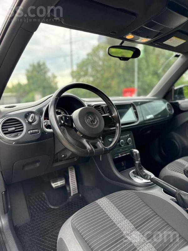 Melns Volkswagen Beetle 2011 Rīga, ar dzinēja tilpumu 2.00 L un nobraukumu 215 tūkst. km par 7900 €, foto 11 vietnē AUTOMOTO.COM.LV
