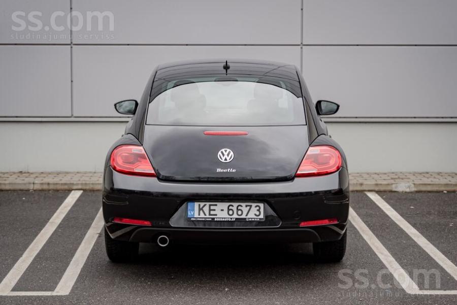 Black Volkswagen Beetle 2013 in Riga, with an engine capacity of 1.20 L and mileage of 0 thousand km for 6550 €, photo 5 on AUTOMOTO.COM.LV