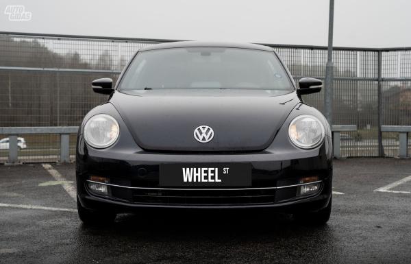 Black Volkswagen Beetle 2013 in Vilnius, with an engine capacity of 2.00 L and mileage of 210 thousand km for 6450 €, photo 8 on AUTOMOTO.COM.LV