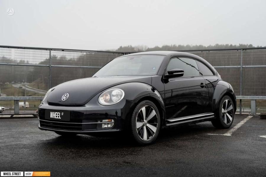 Black Volkswagen Beetle 2019 in Vilnius, with an engine capacity of 1.98 L and mileage of 210 thousand km for 6450 €, photo 1 on AUTOMOTO.COM.LV