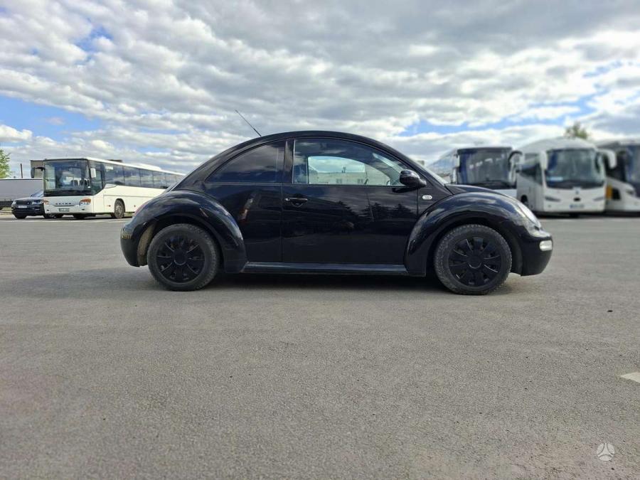 Melns Volkswagen Beetle 1999 Viļņa, ar dzinēja tilpumu 0.00 L un nobraukumu 382 tūkst. km par 1000 €, foto 5 vietnē AUTOMOTO.COM.LV