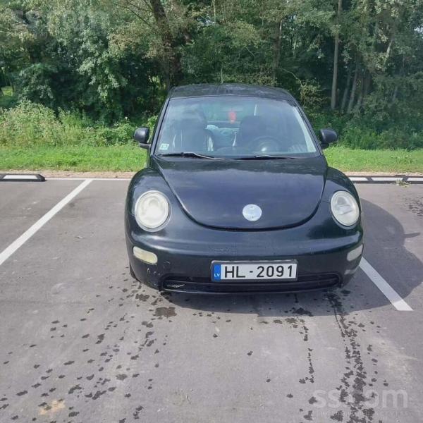 Melns Volkswagen Beetle 2000 Bauska, ar dzinēja tilpumu 2.00 L un nobraukumu 235 tūkst. km par 850 €, foto 1 vietnē AUTOMOTO.COM.LV