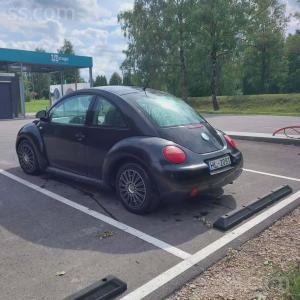 Черный Фольксваген Битл 2000 в Бауска, объемом двигателя 2.00 л и пробегом 235 тыс. км за 850 €, фото 3 на AUTOMOTO.COM.LV
