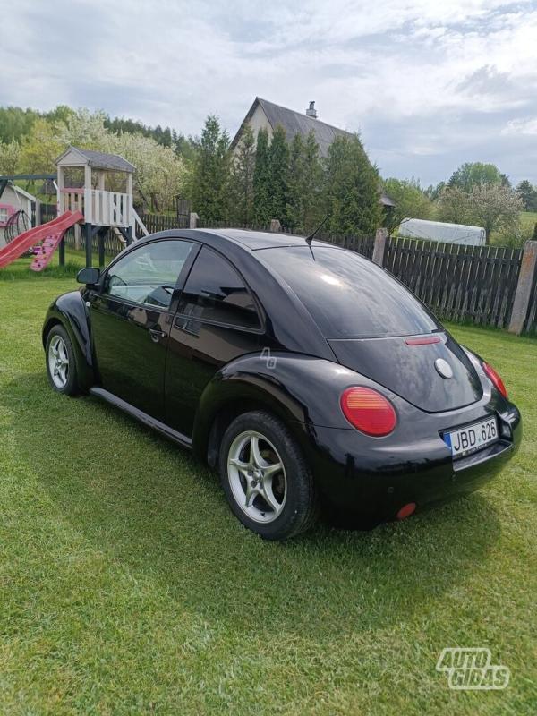 Black Volkswagen Beetle 2001 in Ignalina, with an engine capacity of 2.00 L and mileage of 265 thousand km for 950 €, photo 8 on AUTOMOTO.COM.LV
