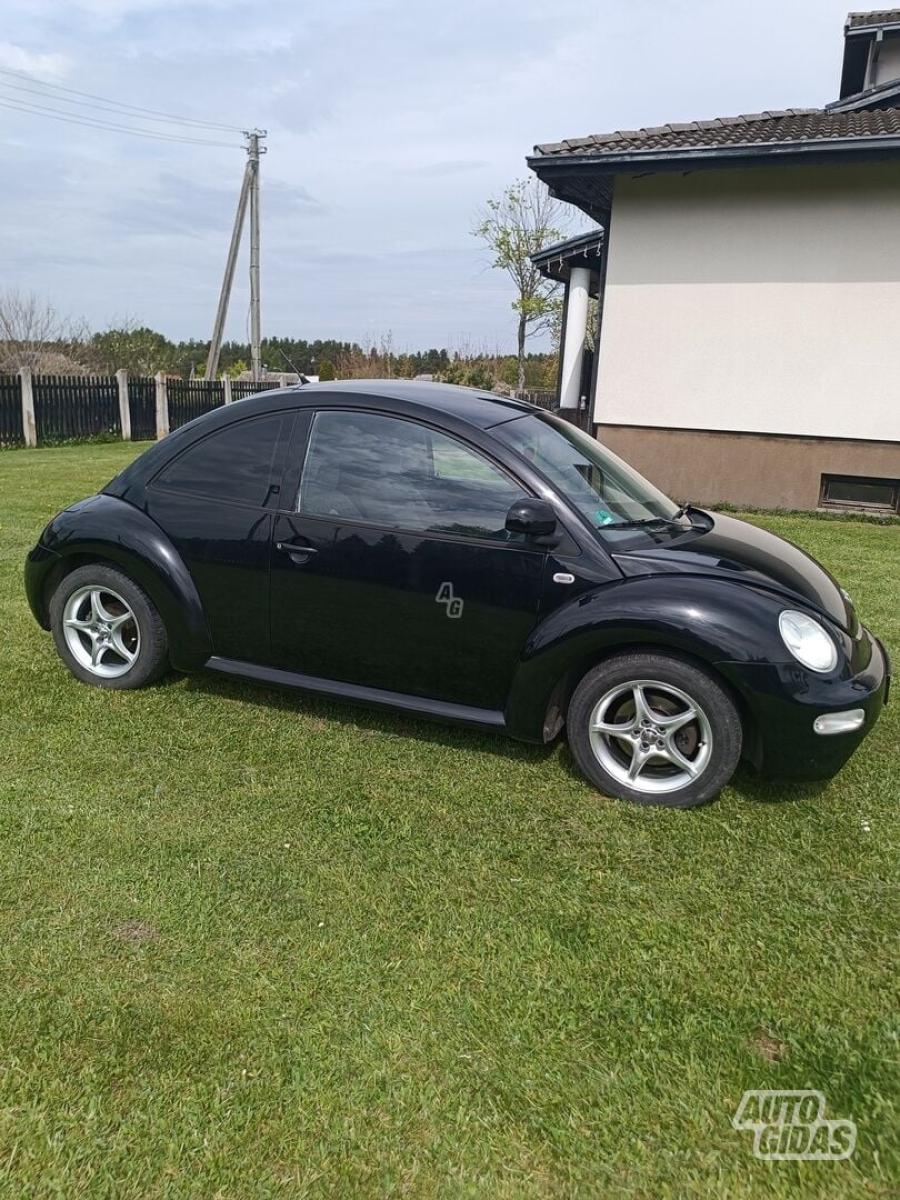 Black Volkswagen Beetle 2001 in Ignalina, with an engine capacity of 2.00 L and mileage of 265 thousand km for 950 €, photo 14 on AUTOMOTO.COM.LV
