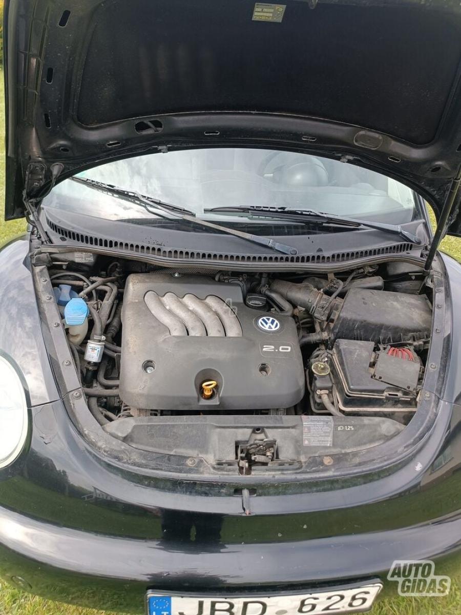 Black Volkswagen Beetle 2001 in Ignalina, with an engine capacity of 2.00 L and mileage of 265 thousand km for 950 €, photo 22 on AUTOMOTO.COM.LV