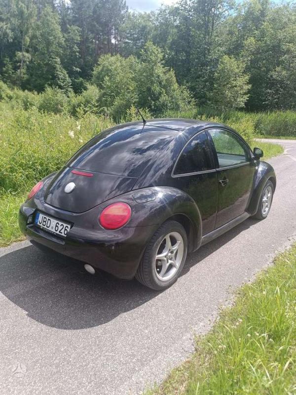Melns Volkswagen Beetle 2001 Ignalina, ar dzinēja tilpumu 2.00 L un nobraukumu 264 tūkst. km par 850 €, foto 10 vietnē AUTOMOTO.COM.LV