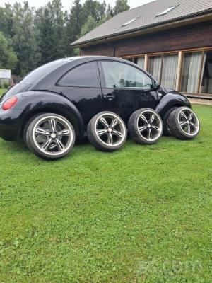 Black Volkswagen Beetle 2001 in Liepaja, with an engine capacity of 1.90 L and mileage of 320 thousand km for 1500 €, photo 4 on AUTOMOTO.COM.LV