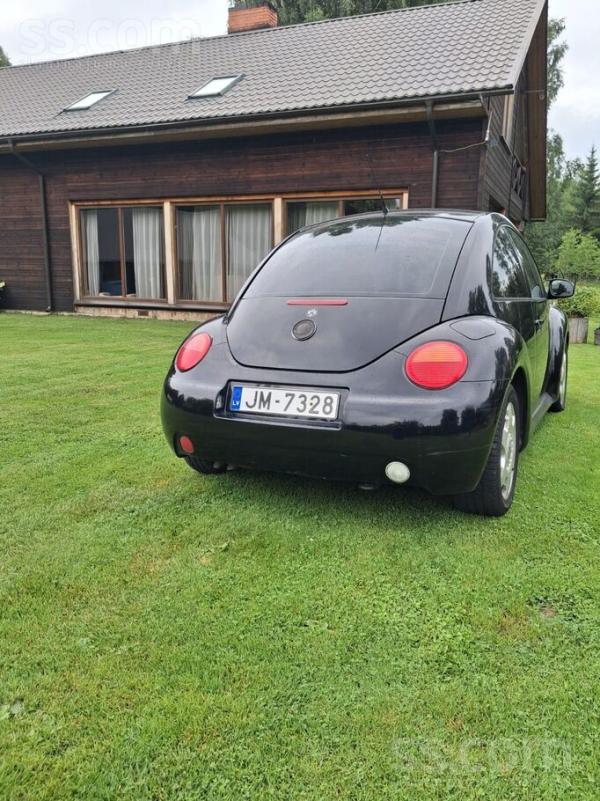 Black Volkswagen Beetle 2001 in Liepaja, with an engine capacity of 1.90 L and mileage of 320 thousand km for 1500 €, photo 4 on AUTOMOTO.COM.LV