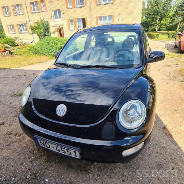 Black Volkswagen Beetle 2003 in Limbazi, with an engine capacity of 1.40 L and mileage of 193 thousand km for 1800 €, photo 2 on AUTOMOTO.COM.LV