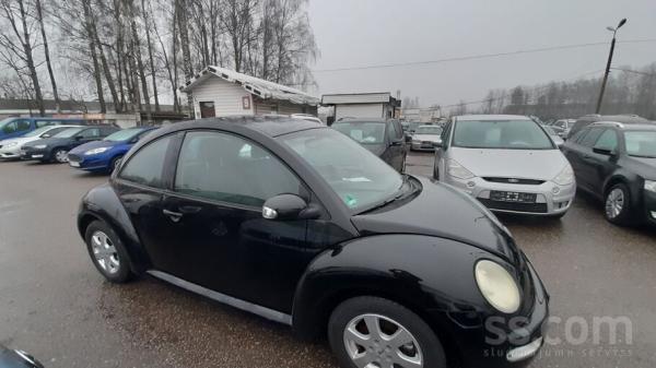 Black Volkswagen Beetle 2004 in Riga, with an engine capacity of 1.60 L and mileage of 190 thousand km for 3400 €, photo 7 on AUTOMOTO.COM.LV