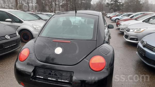 Black Volkswagen Beetle 2004 in Riga, with an engine capacity of 1.60 L and mileage of 190 thousand km for 3400 €, photo 9 on AUTOMOTO.COM.LV