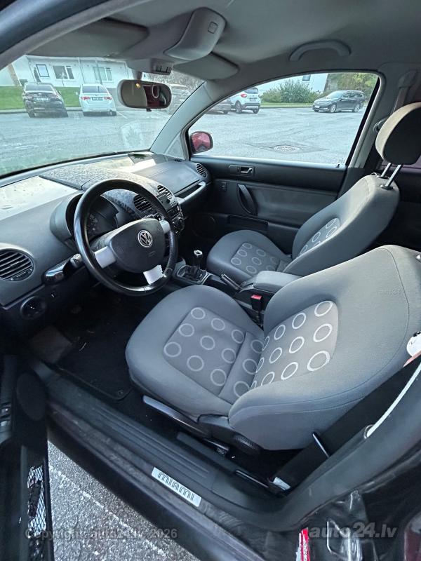 Black Volkswagen Beetle 2005 in Tallinn, with an engine capacity of 1.90 L and mileage of 276 thousand km for 2500 €, photo 8 on AUTOMOTO.COM.LV