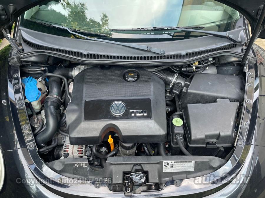 Black Volkswagen Beetle 2009 in Viljandi, with an engine capacity of 1.90 L and mileage of 222 thousand km for 3990 €, photo 12 on AUTOMOTO.COM.LV