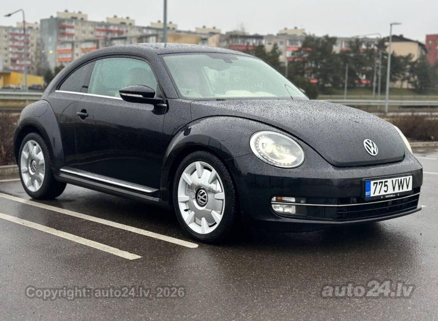 Melns Volkswagen Beetle 2012 Tallina, ar dzinēja tilpumu 2.00 L un nobraukumu 215 tūkst. km par 6999 €, foto 4 vietnē AUTOMOTO.COM.LV