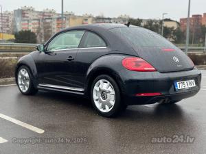 Melns Volkswagen Beetle 2012 Tallina, ar dzinēja tilpumu 2.00 L un nobraukumu 215 tūkst. km par 6999 €, foto 27 vietnē AUTOMOTO.COM.LV