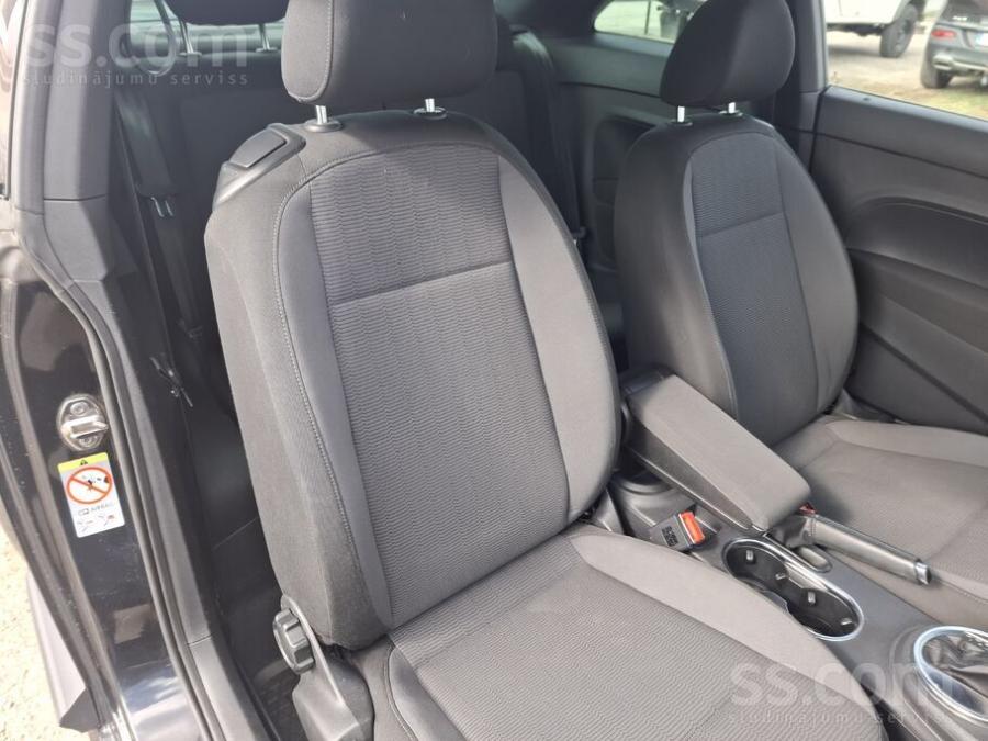 Melns Volkswagen Beetle 2012 Talsi, ar dzinēja tilpumu 1.20 L un nobraukumu 189 tūkst. km par 6900 €, foto 13 vietnē AUTOMOTO.COM.LV