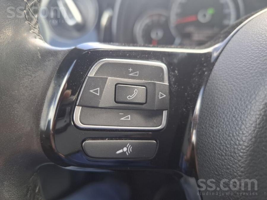 Melns Volkswagen Beetle 2012 Talsi, ar dzinēja tilpumu 1.20 L un nobraukumu 189 tūkst. km par 6900 €, foto 24 vietnē AUTOMOTO.COM.LV