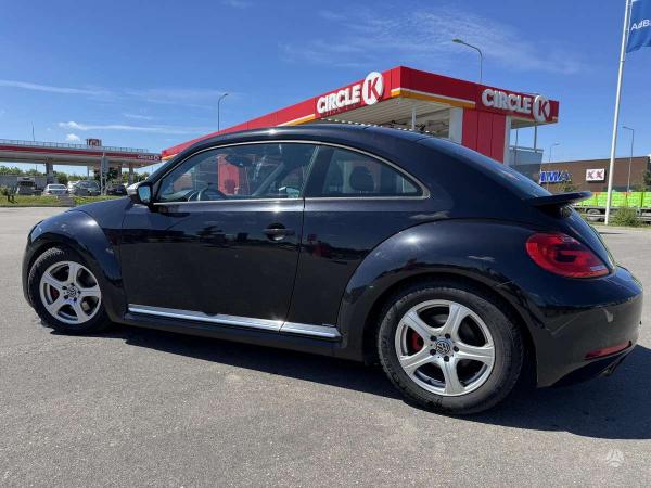 Black Volkswagen Beetle 2012 in Vilnius, with an engine capacity of 1.98 L and mileage of 210 thousand km for 6400 €, photo 10 on AUTOMOTO.COM.LV