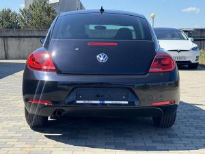 Melns Volkswagen Beetle 2012 Šauļi, ar dzinēja tilpumu 1.60 L un nobraukumu 245 tūkst. km par 4699 €, foto 7 vietnē AUTOMOTO.COM.LV