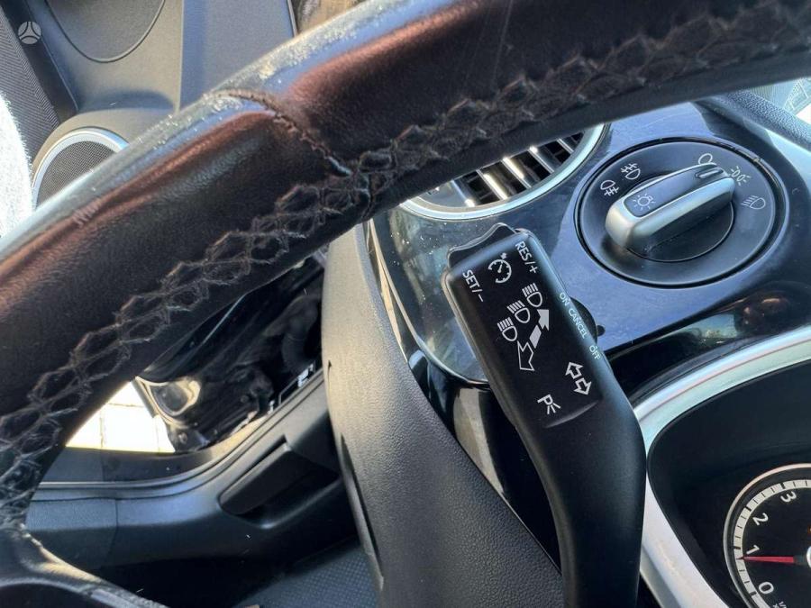 Melns Volkswagen Beetle 2012 Šauļi, ar dzinēja tilpumu 1.60 L un nobraukumu 245 tūkst. km par 4699 €, foto 17 vietnē AUTOMOTO.COM.LV
