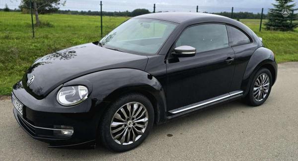 Volkswagen Beetle 2012 Šauļi vietnē Melns Volkswagen Beetle 2012 Šauļi, ar dzinēja tilpumu 2.48 L un nobraukumu 190 tūkst. km par 5650 €, foto 3 vietnē AUTOMOTO.COM.LV