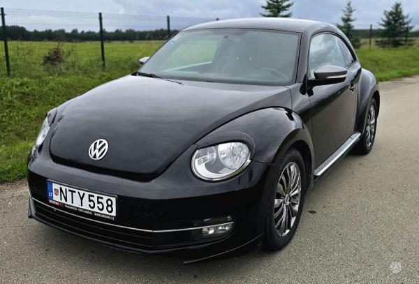 Volkswagen Beetle 2012 Šauļi vietnē Melns Volkswagen Beetle 2012 Šauļi, ar dzinēja tilpumu 2.48 L un nobraukumu 190 tūkst. km par 5650 €, foto 4 vietnē AUTOMOTO.COM.LV