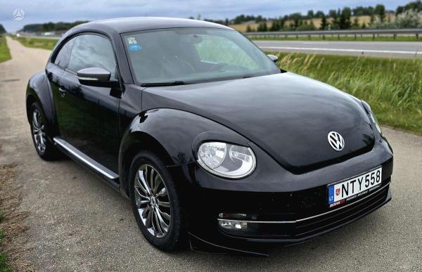 Volkswagen Beetle 2012 Šauļi vietnē Melns Volkswagen Beetle 2012 Šauļi, ar dzinēja tilpumu 2.48 L un nobraukumu 190 tūkst. km par 5650 €, foto 5 vietnē AUTOMOTO.COM.LV