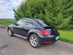 Melns Volkswagen Beetle 2013 Viļņa, ar dzinēja tilpumu 1.40 L un nobraukumu 72 tūkst. km par 7130 €, foto 8 vietnē AUTOMOTO.COM.LV