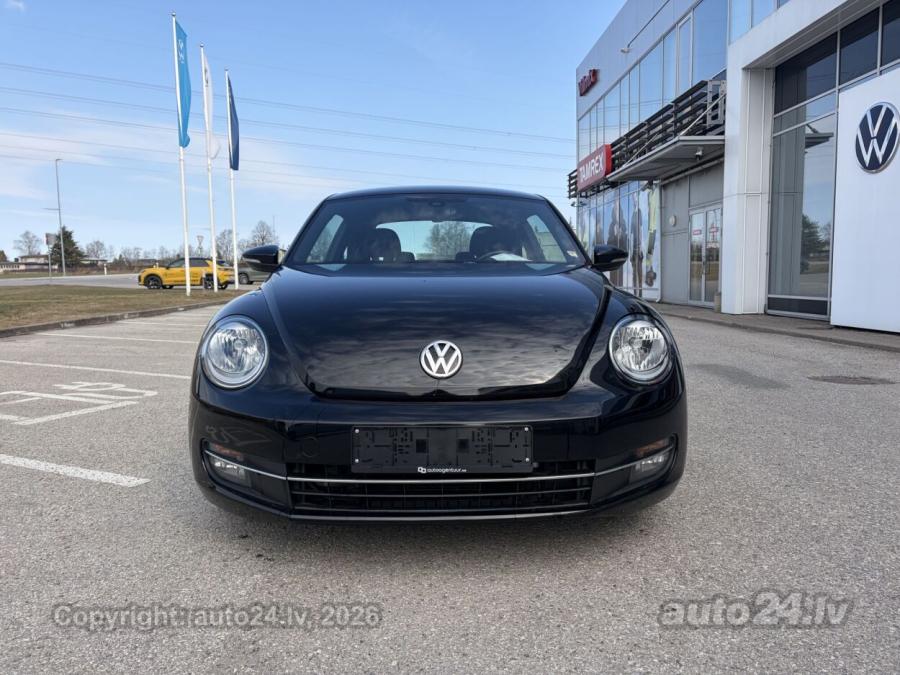 Black Volkswagen Beetle 2014 in Viljandi, with an engine capacity of 1.60 L and mileage of 228 thousand km for 8999 €, photo 14 on AUTOMOTO.COM.LV