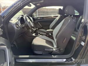 Melns Volkswagen Beetle 2014 Rīga, ar dzinēja tilpumu 2.00 L un nobraukumu 241 tūkst. km par 7995 €, foto 8 vietnē AUTOMOTO.COM.LV
