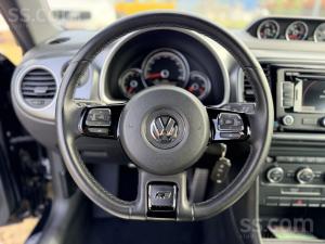 Melns Volkswagen Beetle 2014 Rīga, ar dzinēja tilpumu 2.00 L un nobraukumu 241 tūkst. km par 7995 €, foto 14 vietnē AUTOMOTO.COM.LV