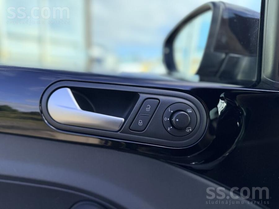 Melns Volkswagen Beetle 2014 Rīga, ar dzinēja tilpumu 2.00 L un nobraukumu 241 tūkst. km par 7995 €, foto 17 vietnē AUTOMOTO.COM.LV