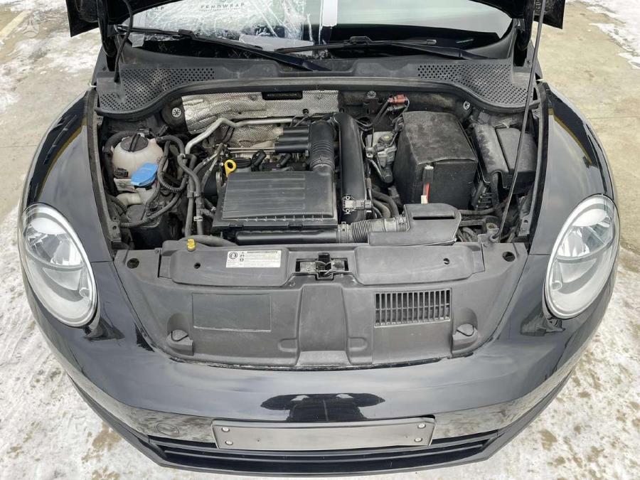 Black Volkswagen Beetle 2015 in Klaipeda, with an engine capacity of 1.20 L and mileage of 158 thousand km for 3900 €, photo 7 on AUTOMOTO.COM.LV