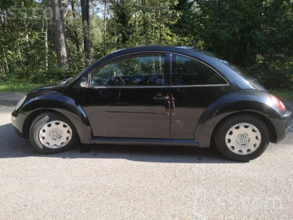 Melns Volkswagen Beetle 2007 Daugavpils, ar dzinēja tilpumu 1.90 L un nobraukumu 365 tūkst. km par 2550 €, foto 4 vietnē AUTOMOTO.COM.LV