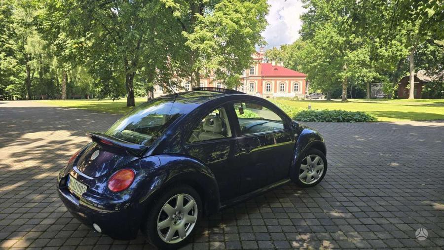 Zils Volkswagen Beetle 2002 Viļņa, ar dzinēja tilpumu 1.60 L un nobraukumu 233 tūkst. km par 3850 €, foto 7 vietnē AUTOMOTO.COM.LV