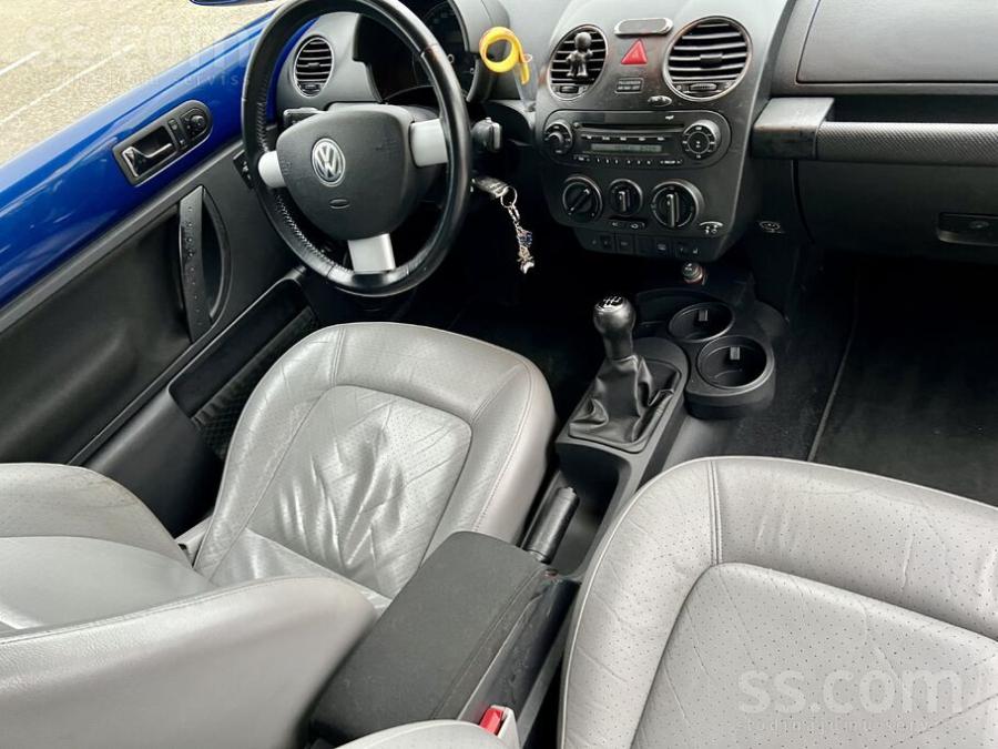 Blue Volkswagen Beetle 2006 in Riga, with an engine capacity of 1.90 L and mileage of 216 thousand km for 4000 €, photo 6 on AUTOMOTO.COM.LV