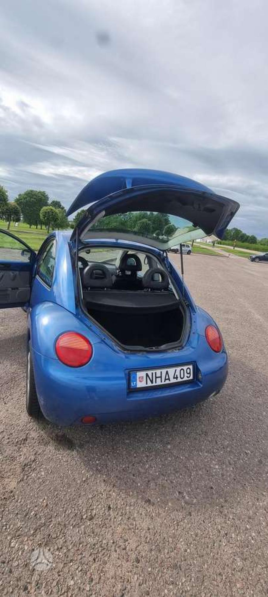 Blue Volkswagen Beetle 1999 in Kaunas, with an engine capacity of 1.90 L and mileage of 334 thousand km for 1200 €, photo 13 on AUTOMOTO.COM.LV