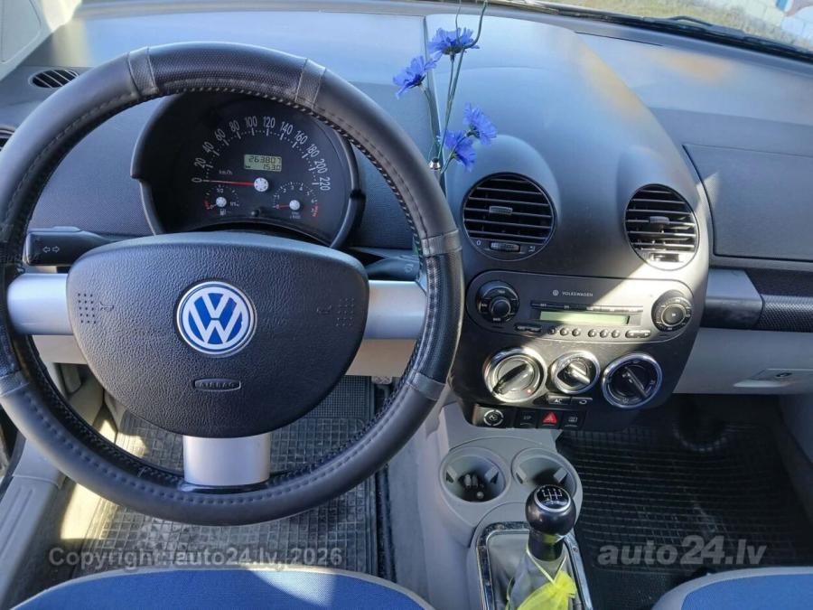 Zils Volkswagen Beetle 2000 Paide, ar dzinēja tilpumu 1.60 L un nobraukumu 263 tūkst. km par 2500 €, foto 9 vietnē AUTOMOTO.COM.LV