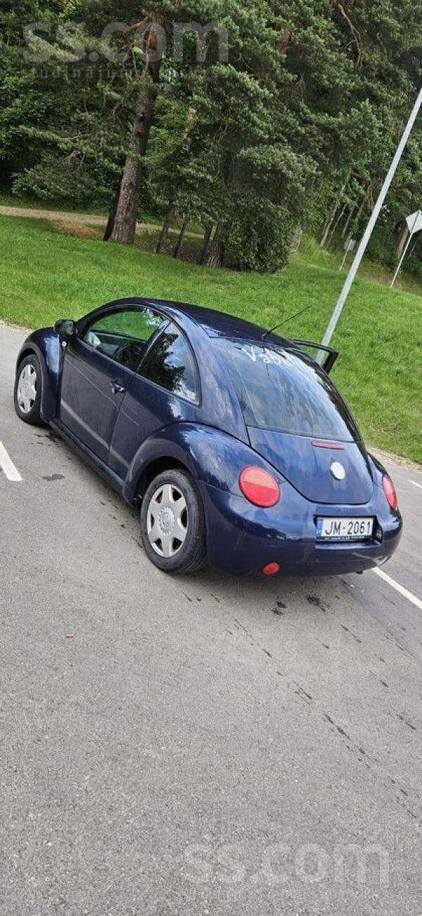 Blue Volkswagen Beetle 2001 in Aluksne, with an engine capacity of 1.90 L and mileage of 240 thousand km for 1250 €, photo 2 on AUTOMOTO.COM.LV