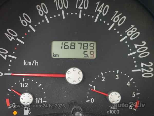 Blue Volkswagen Beetle 2003 in Tallinn, with an engine capacity of 1.40 L and mileage of 169 thousand km for 2499 €, photo 9 on AUTOMOTO.COM.LV